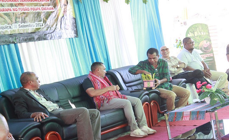 Governu Liu Husi Sekretariu Estadu Meiu Ambiente Distribui Fugaun Poupa ...